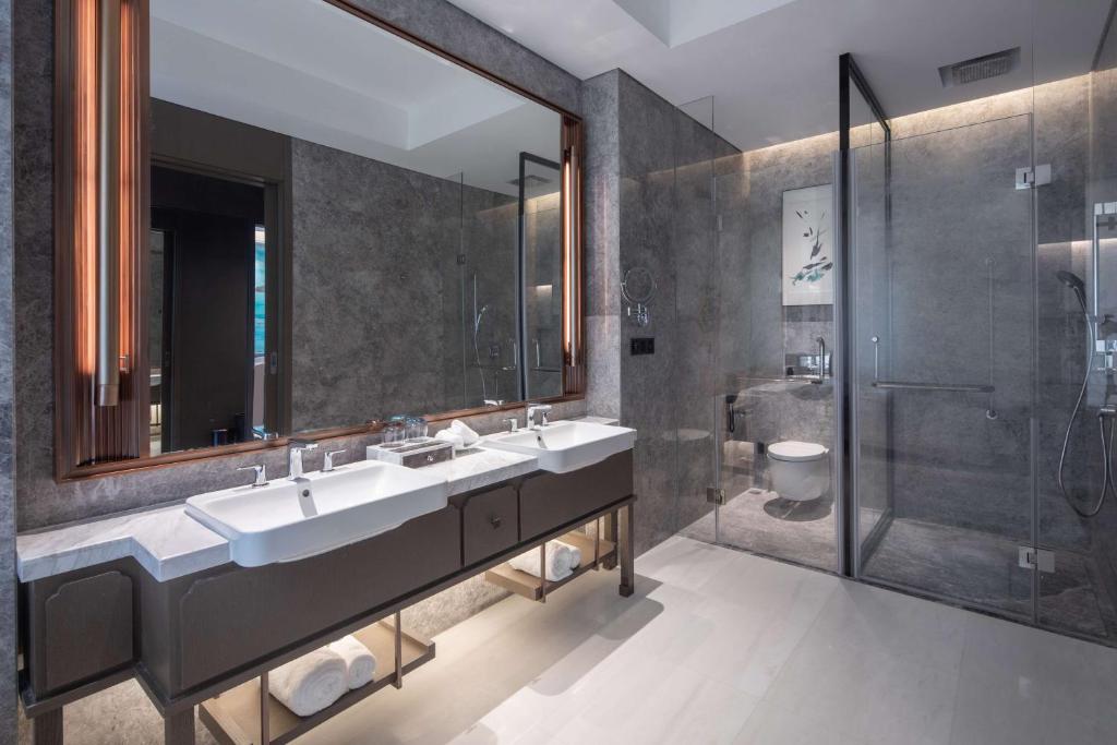 Radisson Blu Resort Wetland Park, Wuxi (updated prices 2025)