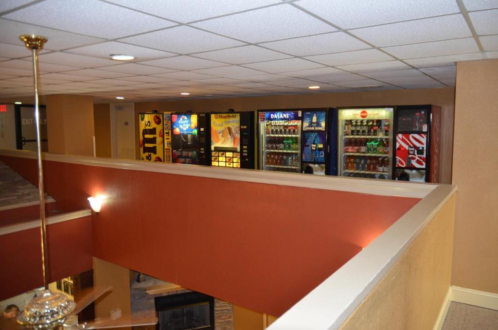 Edgewater Hotel and Conference Center, Gatlinburg (updated prices 2025)
