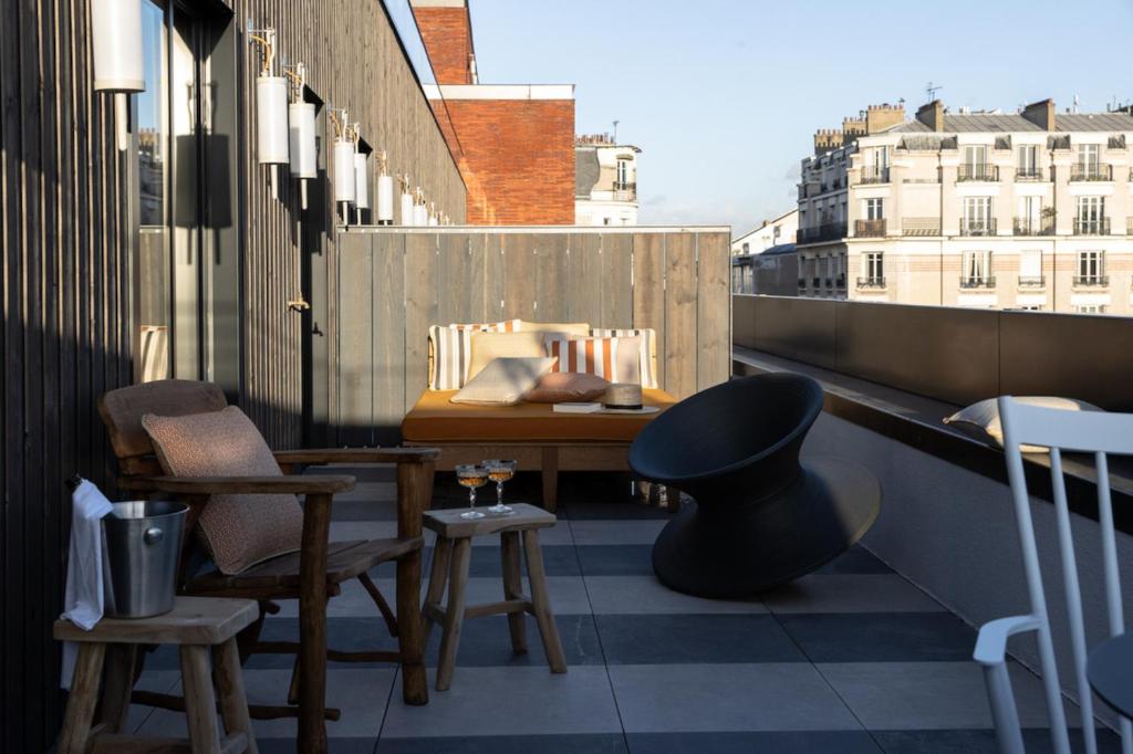 MOB House, Saint-Ouen (updated prices 2025)