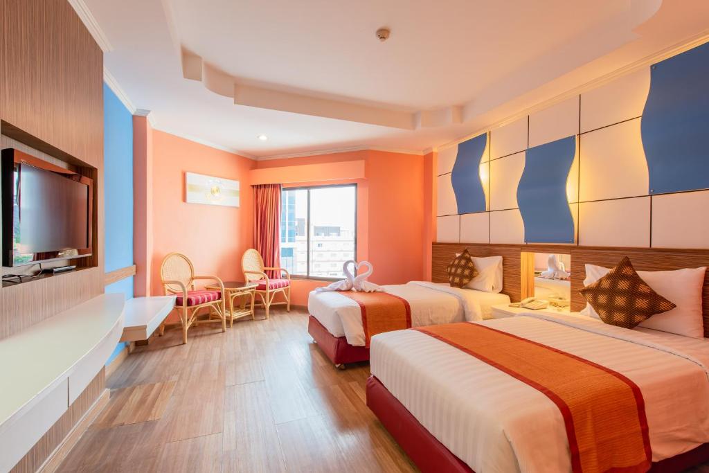 Caesar Palace Hotel, Pattaya (updated prices 2025)