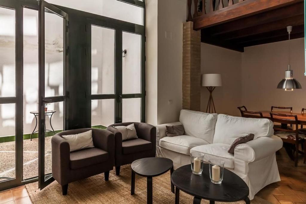 Dúplex Con Encanto En El Barrio De Santa Cruz . - Seville