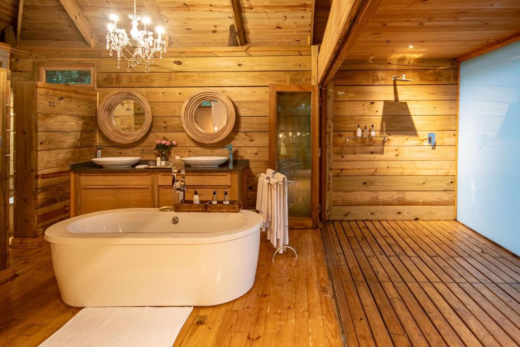 Summerfields Rose Retreat and Spa, Hazyview (updated prices 2025)