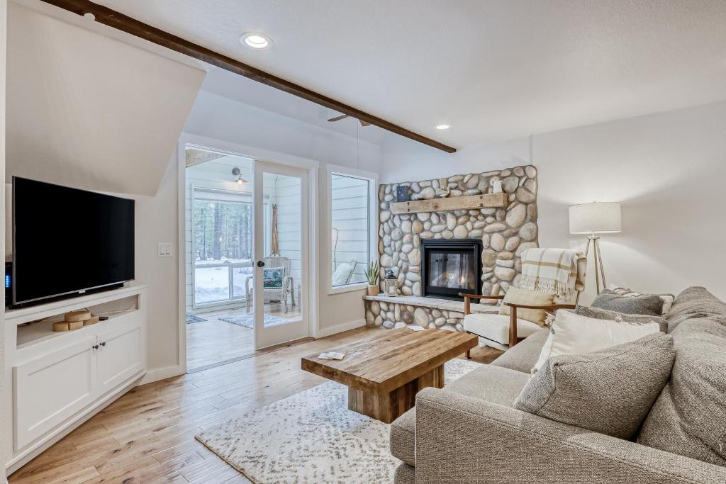 Forest Hideaway, Sunriver (updated prices 2025)