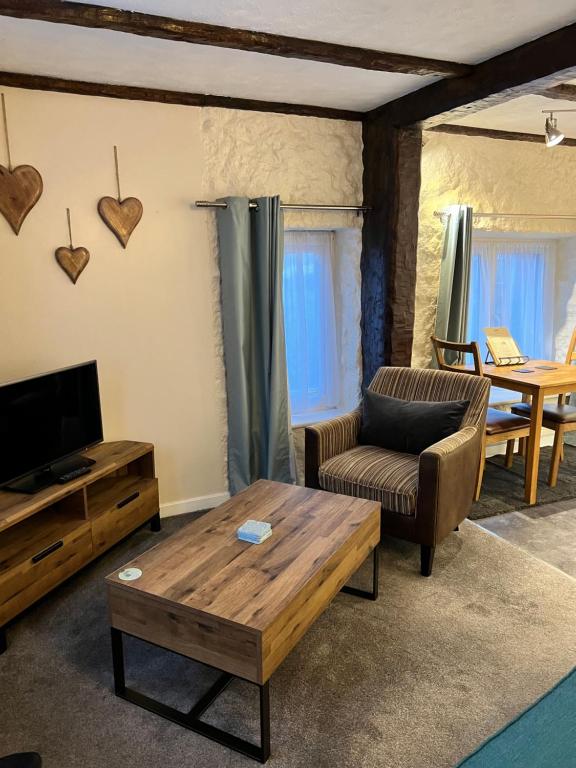 Tudor Lodge in Porthmadog