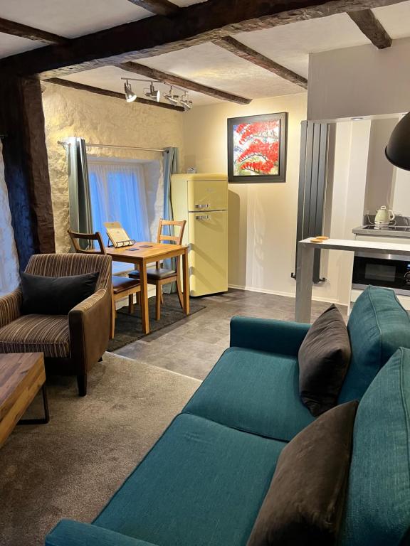 Tudor Lodge in Porthmadog