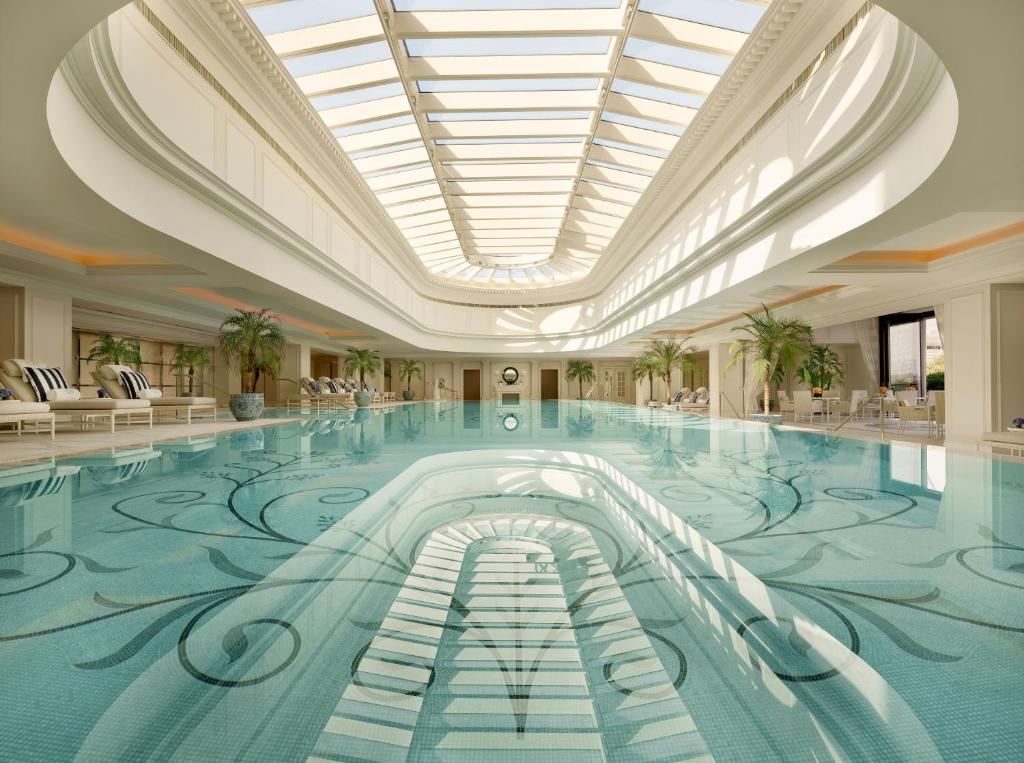 The Peninsula Shanghai, Shanghai (updated prices 2025)