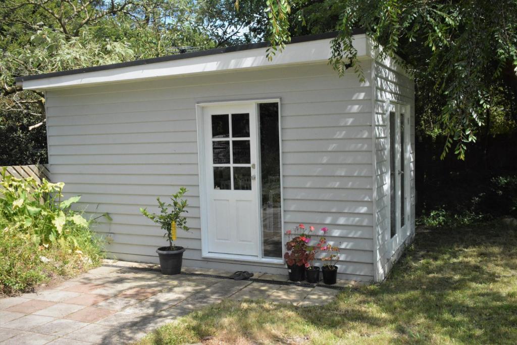 Entire Guesthouse - Lilydale