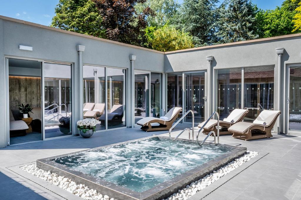 Fawsley Hall Hotel, Daventry (updated prices 2025)