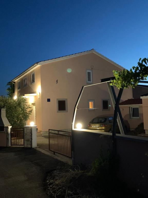 Apartmani Toni Privlaka - Nin