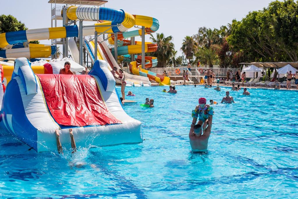 MIRA MERIDIA BEACh RESORT HOTEL, Okurcalar (updated prices 2025)