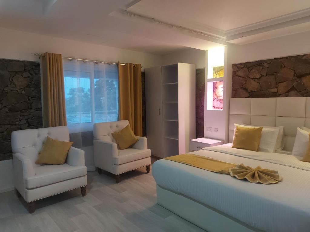 TAKAWIRI VICTORIA SANDS, Takawiri Island – Updated 2023 Prices