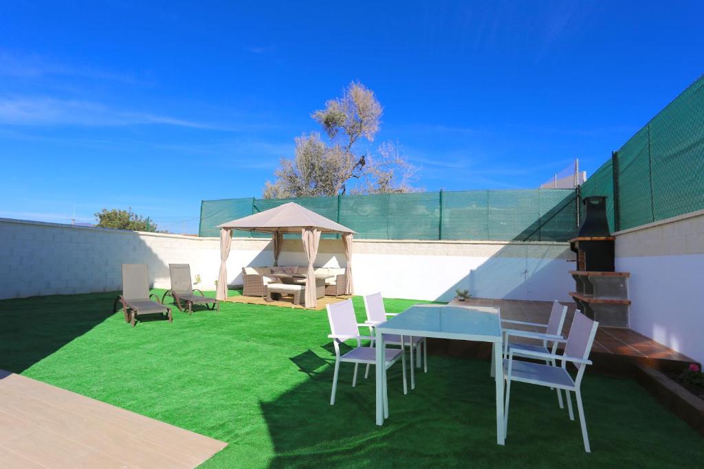 NIZA BEACH Holiday House 10PAX en Vélez-Málaga