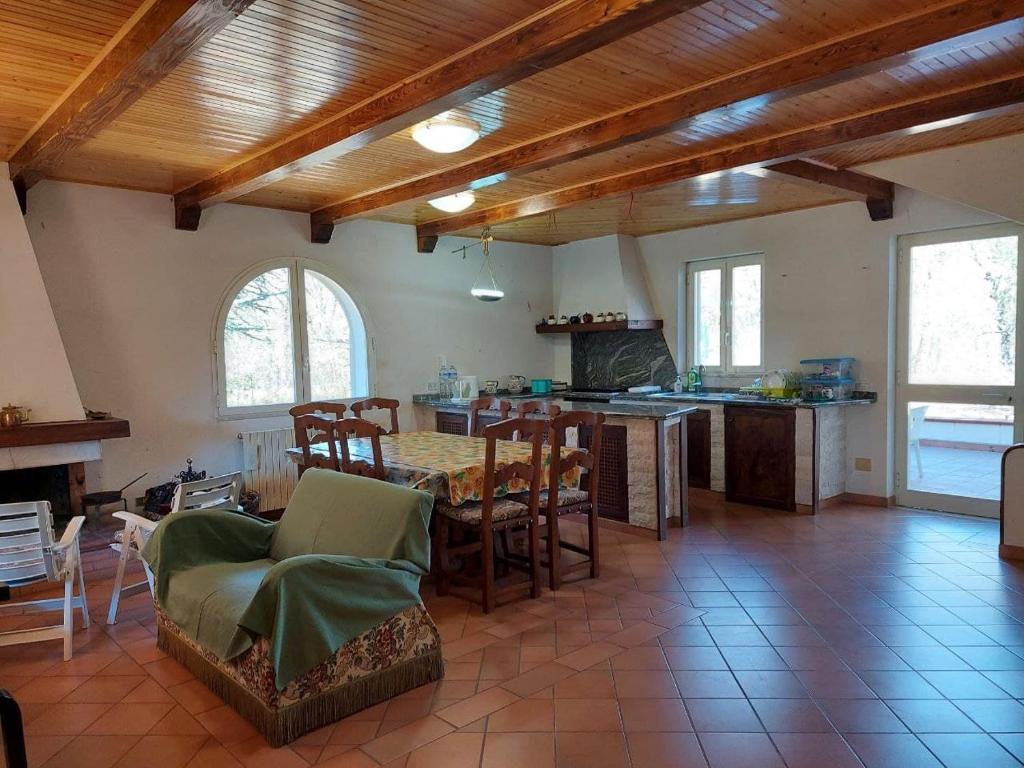 Villa Angela Santa Maria del Molise, Santa Maria del Molise – Updated ...