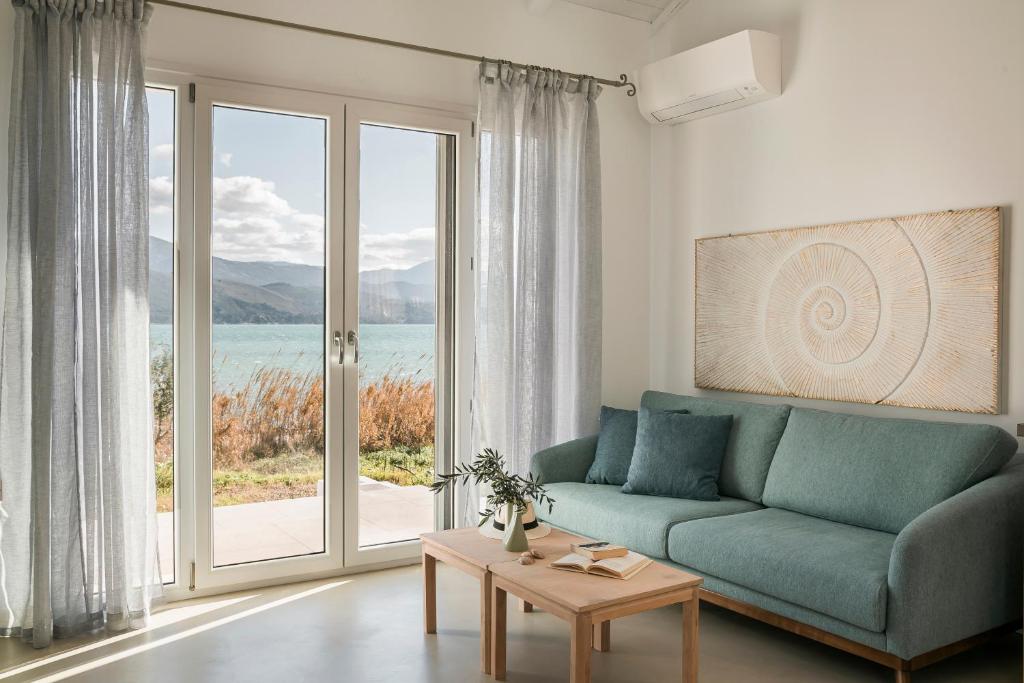 Apollonides Seafront Villa1 Aoede, Lixouri (updated prices 2026)