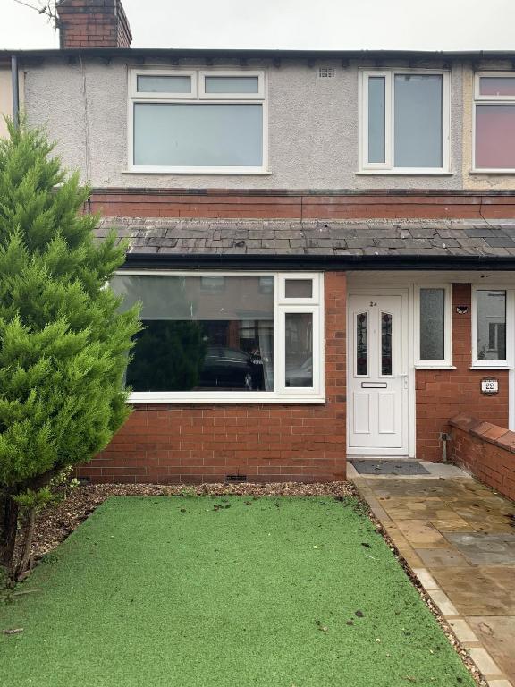 Beautiful house Perfect Location Lytham St Annes, Saint Annes on the ...