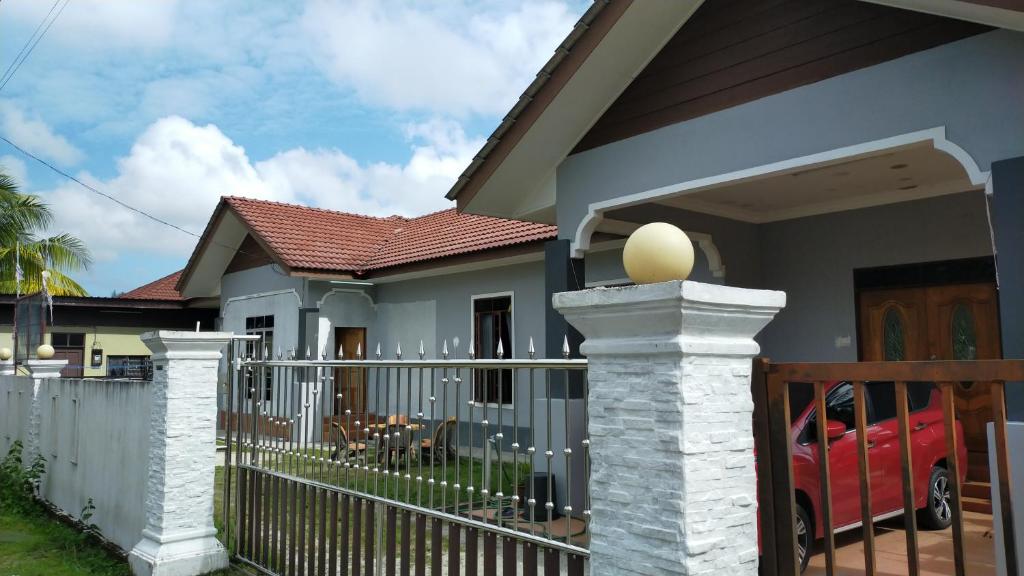 Ulya Homestay 1, Kampung Raja (updated prices 2025)