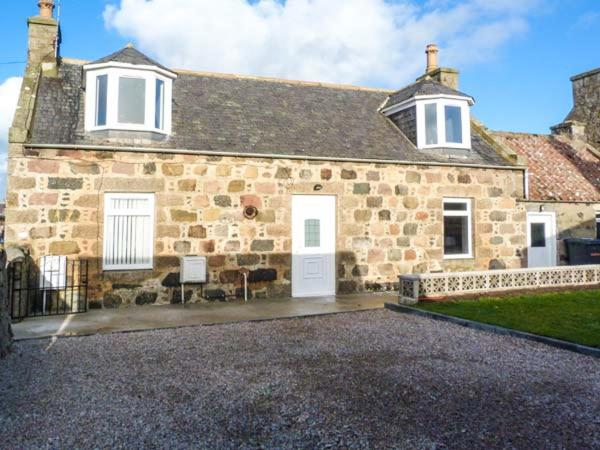 Coastal Cottage, Inverallochy (updated prices 2026)