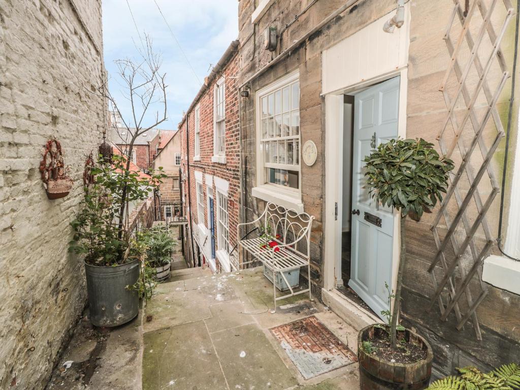 Sailing By, Whitby (updated prices 2026)