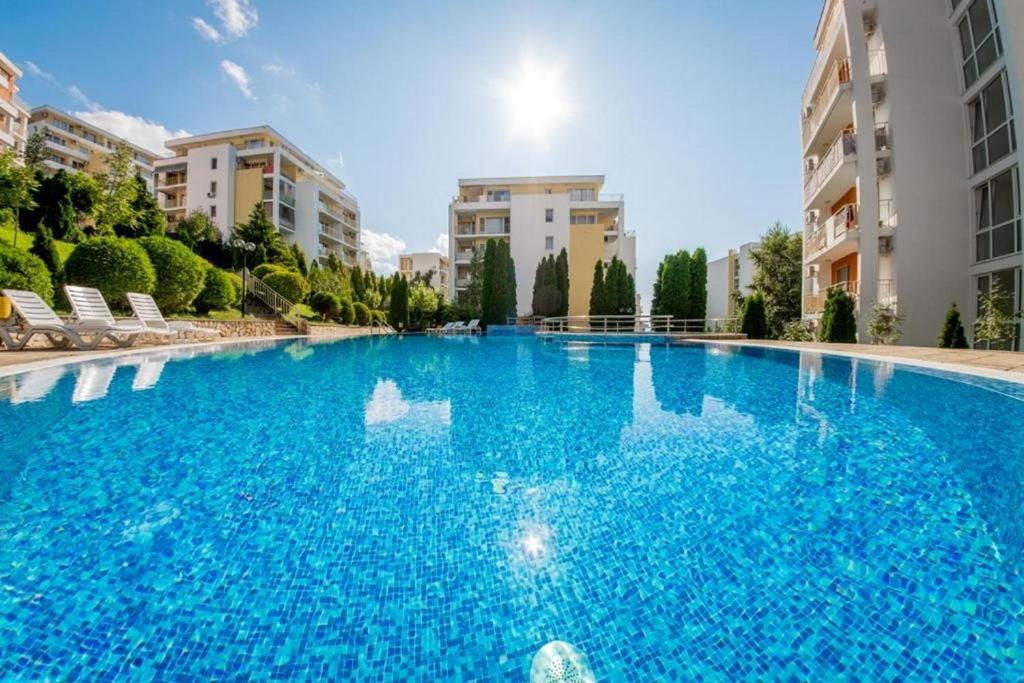Fort Noks - Menada Apartments, Sveti Vlas (updated prices 2025)