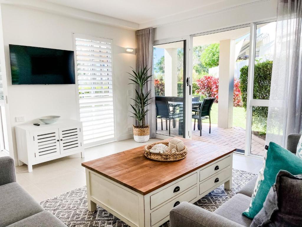 Regatta Noosa, Noosaville (updated prices 2025)