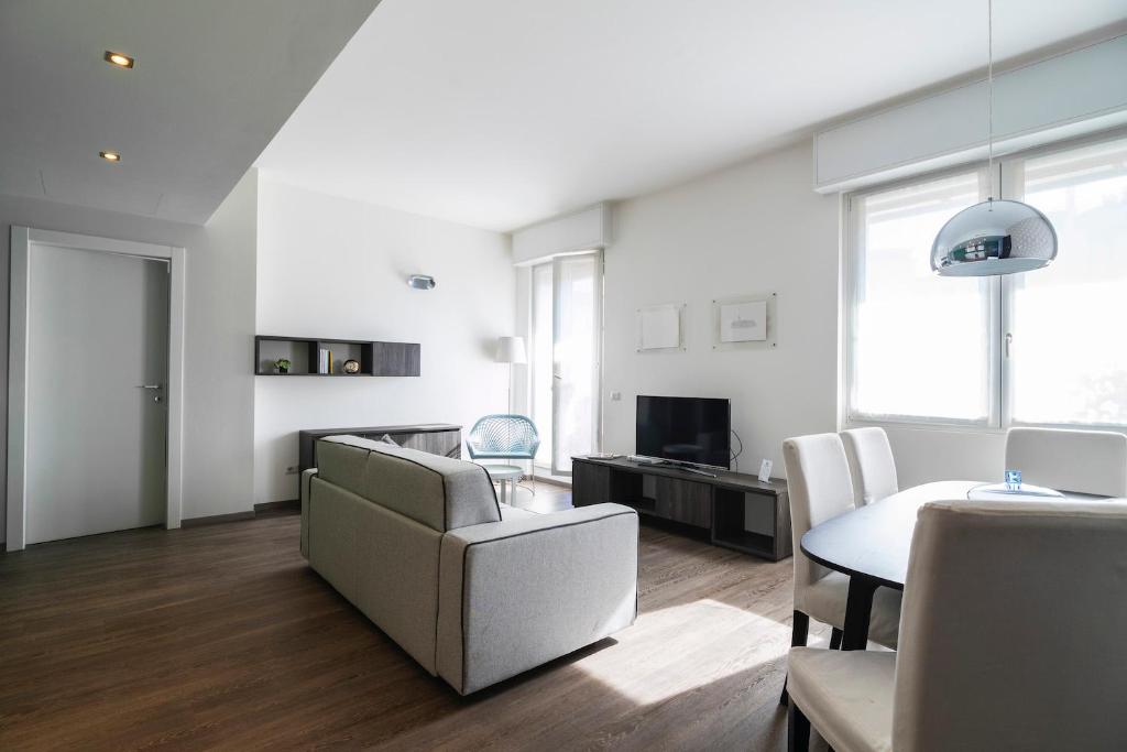 Contempora - Cavallotti 13 - A62, Milan (updated prices 2026)