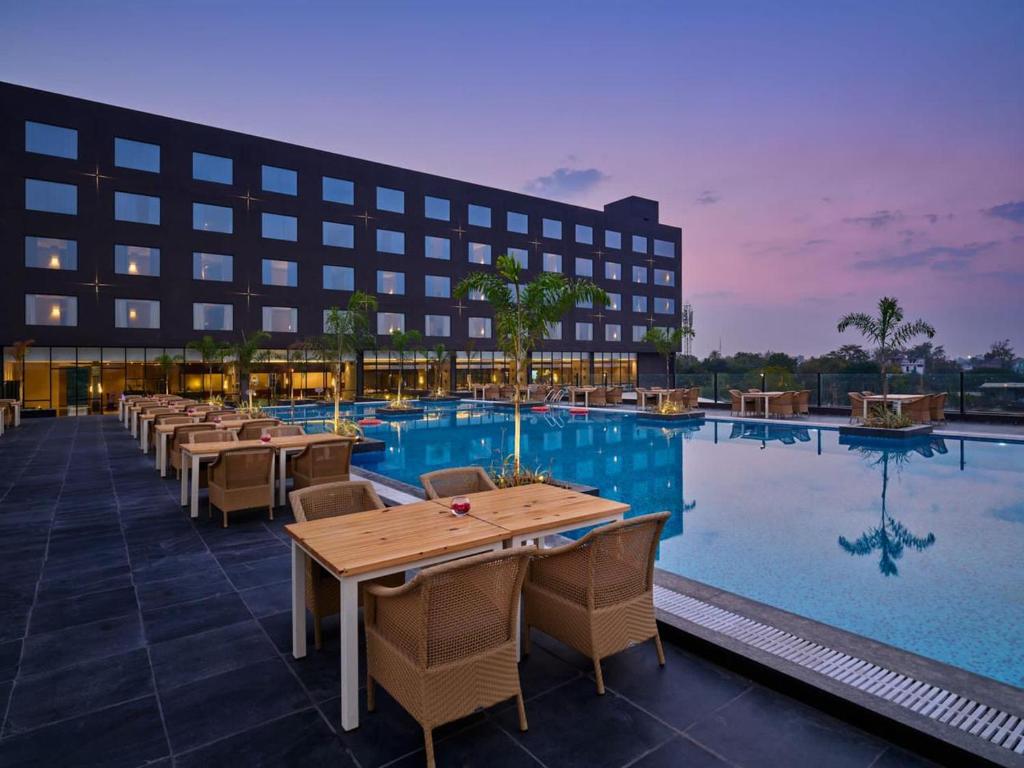 Essentia Luxury Hotel Indore, Indore (updated prices 2025)