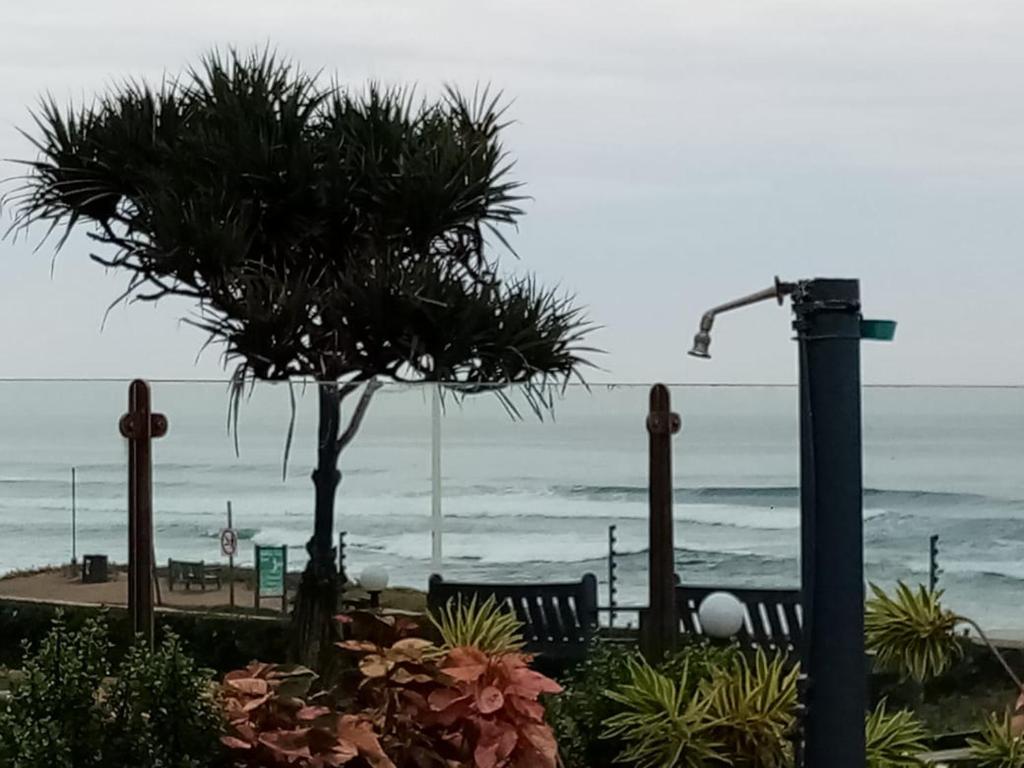 Inyoni Rocks Cabanas No 40, Amanzimtoti (updated prices 2025)