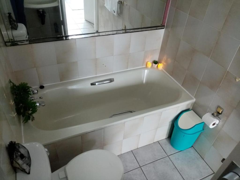 Inyoni Rocks Cabanas No 40, Amanzimtoti (updated prices 2025)