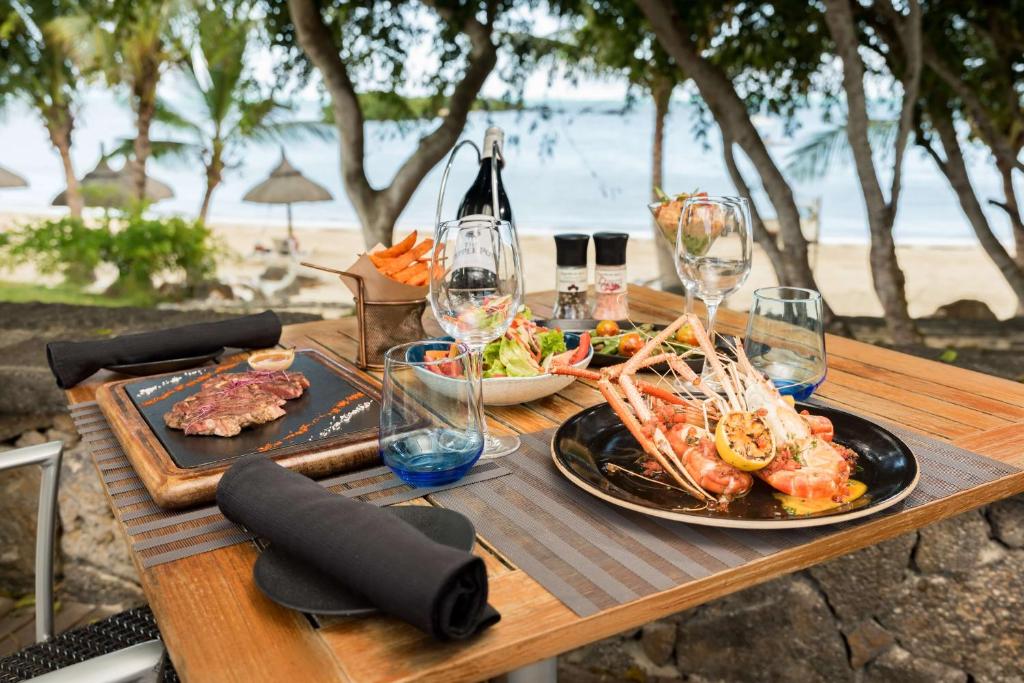 Radisson Blu Azuri Resort & Spa, Roches Noires (updated prices 2025)