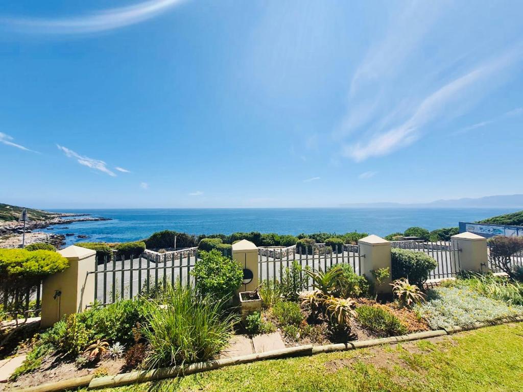 The View at Whale Cove De Kelders, De Kelders (updated prices 2026)