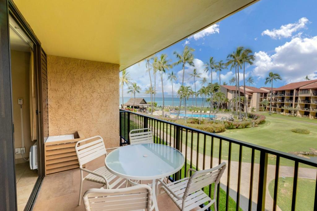 Panoramic Ocean View 1BR Condo Suite 150 feet from the Ocean at Papakea ...