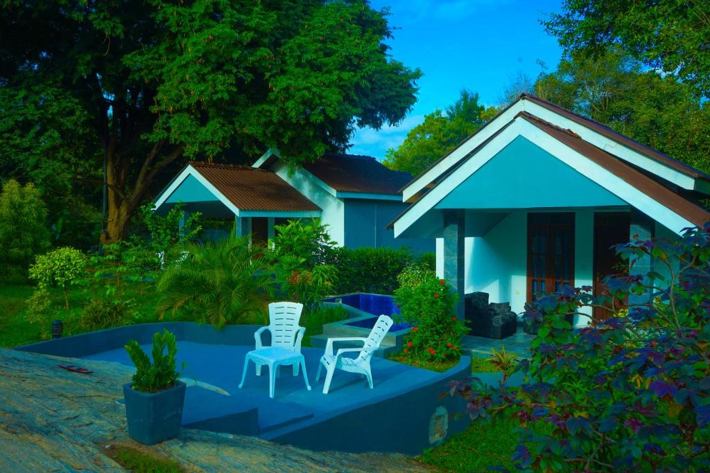 Hidden Lake Cottages Sigiriya, Kibissa – Updated 2023 Prices