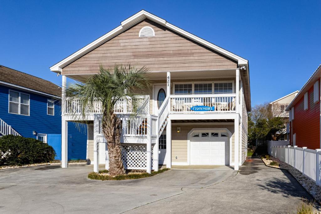 Fish N Hooks, Kure Beach (updated prices 2025)