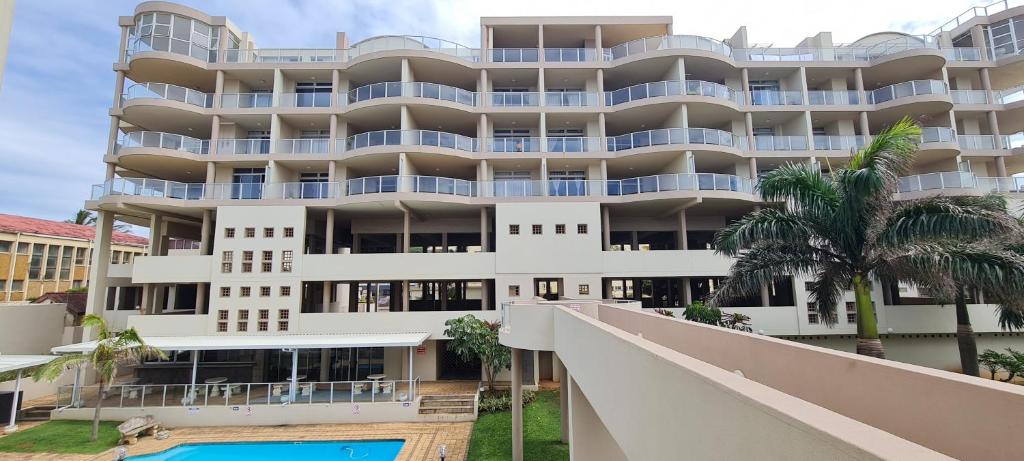 Santorini 205B, Margate (updated prices 2026)