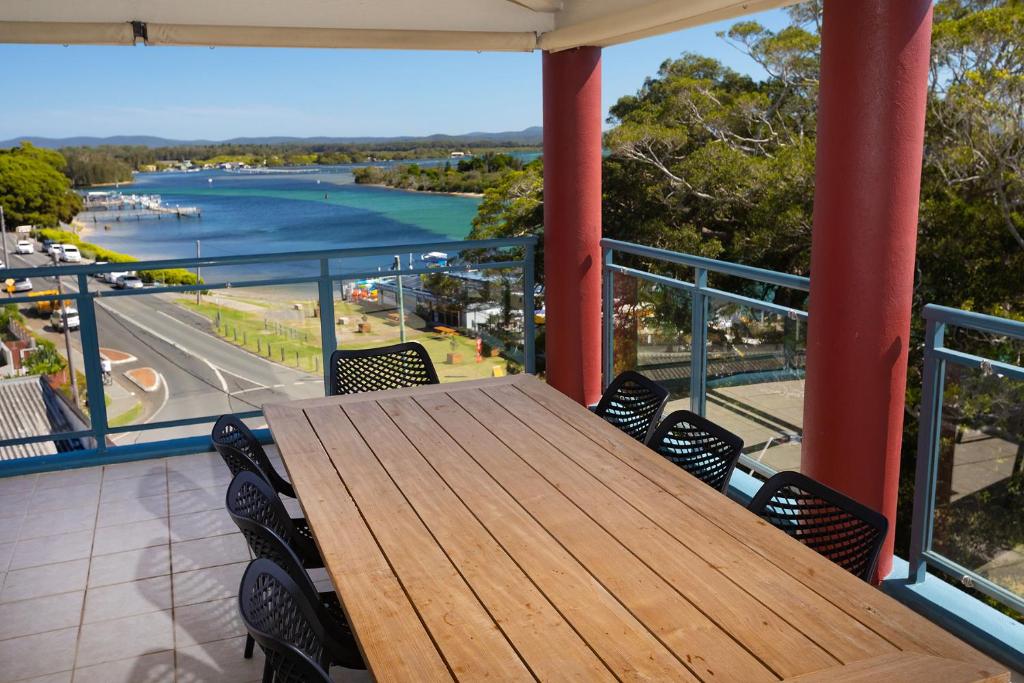 Spinnaker 402, Forster (updated prices 2026)