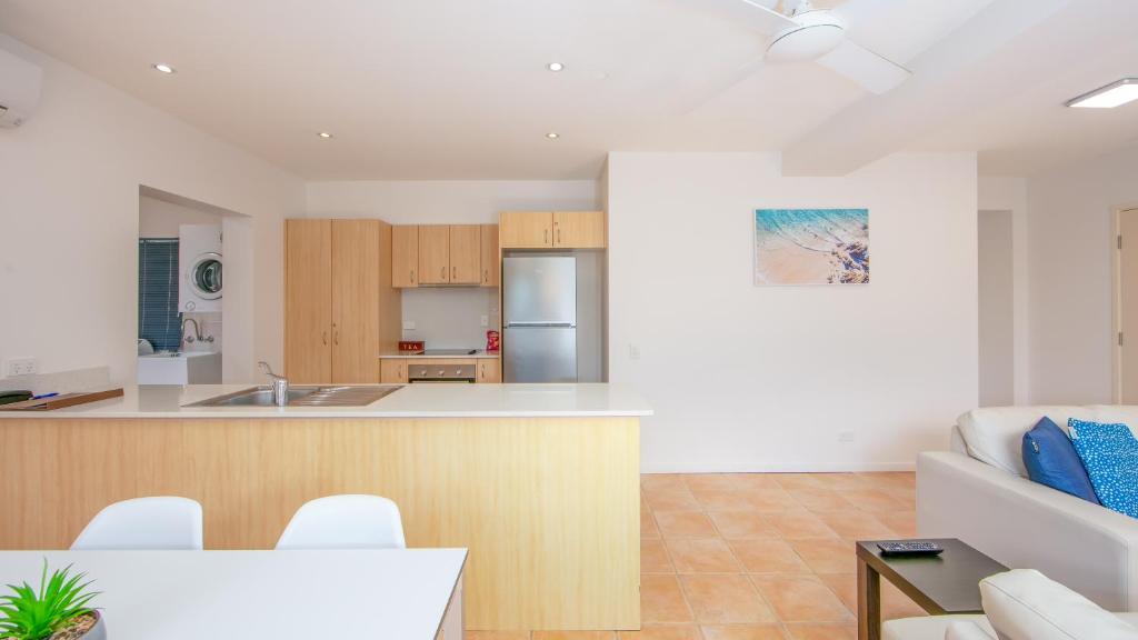 Yamba Beach Motel, Yamba (updated prices 2025)