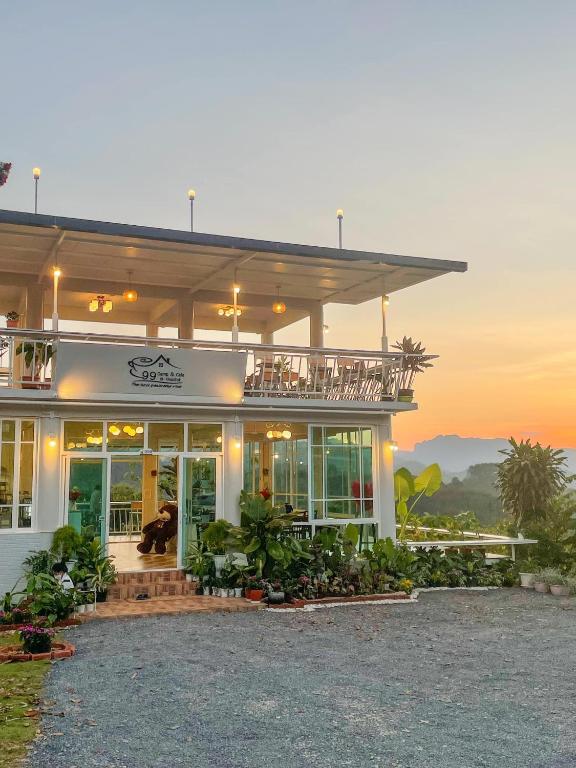 99 Camp and Cafe, Khao Sok National Park (updated prices 2025)