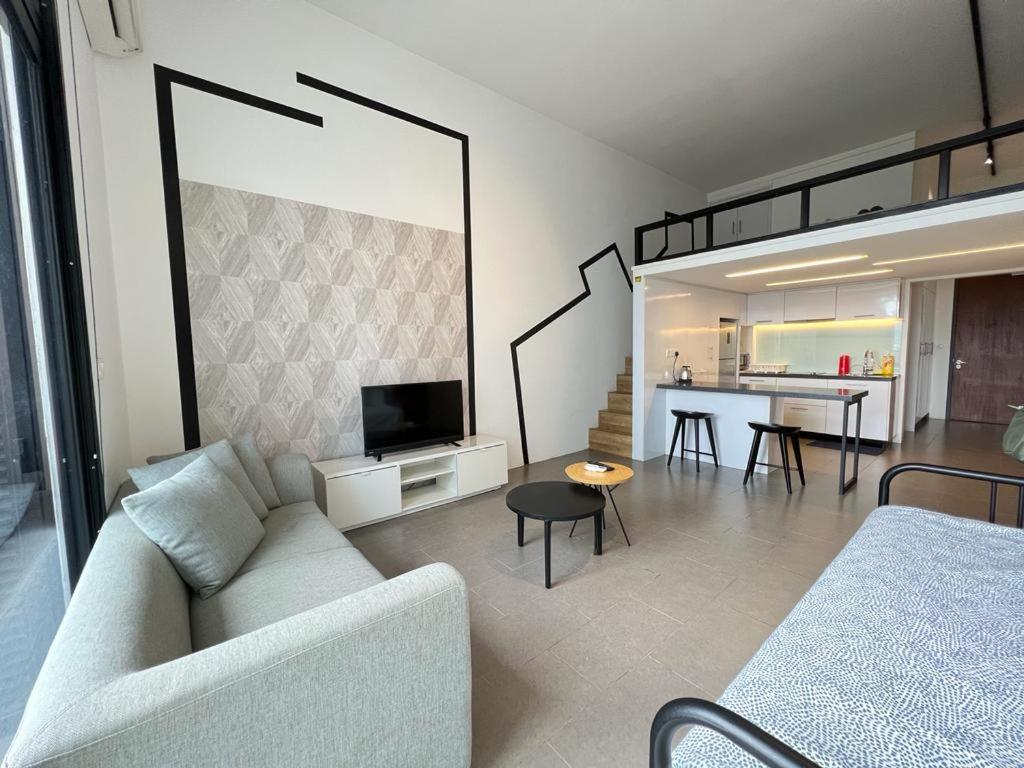 KL Sentral Loft, EST Bangsar #5, LRT, Kuala Lumpur (updated prices 2026)