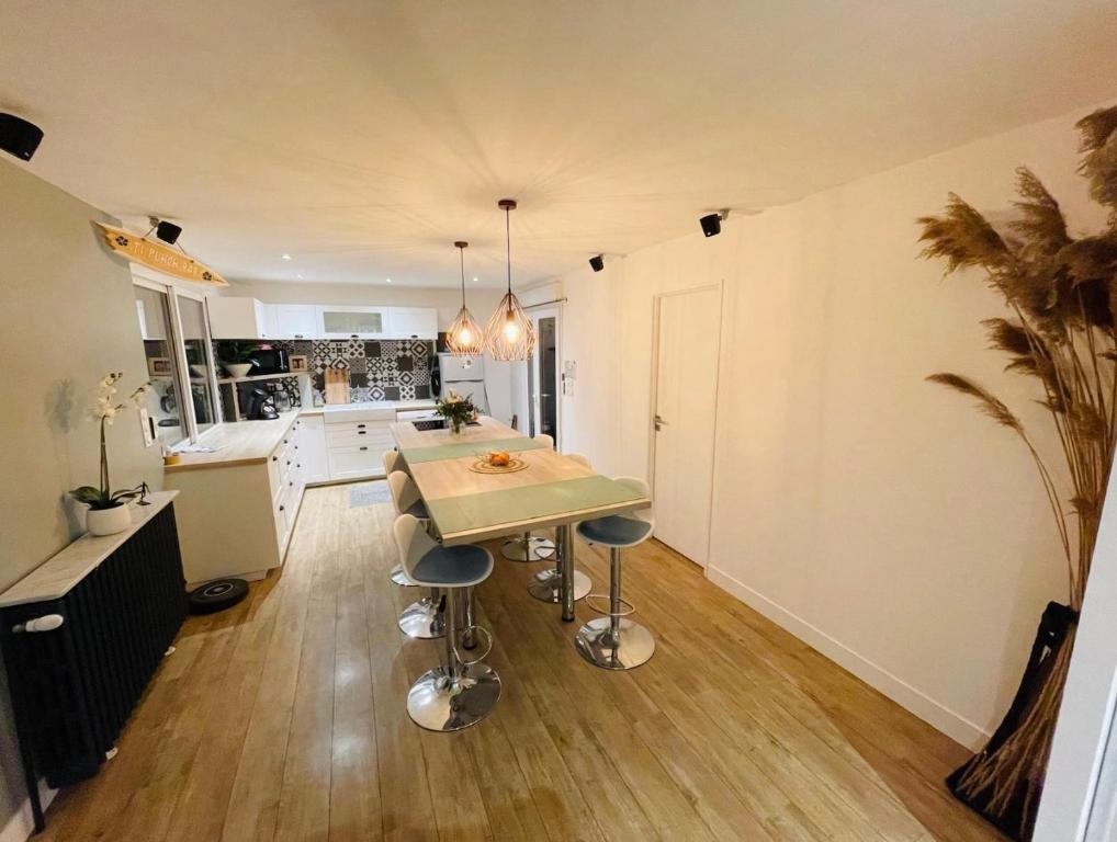 La Résidence lac et montagnes privée jacuzzi 5 min du lac du Bourget 10 ...