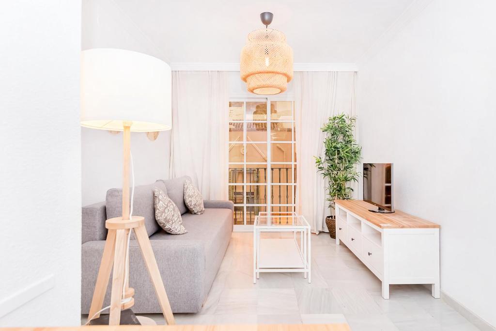 BHost - La Maestranza, Málaga (updated prices 2026)