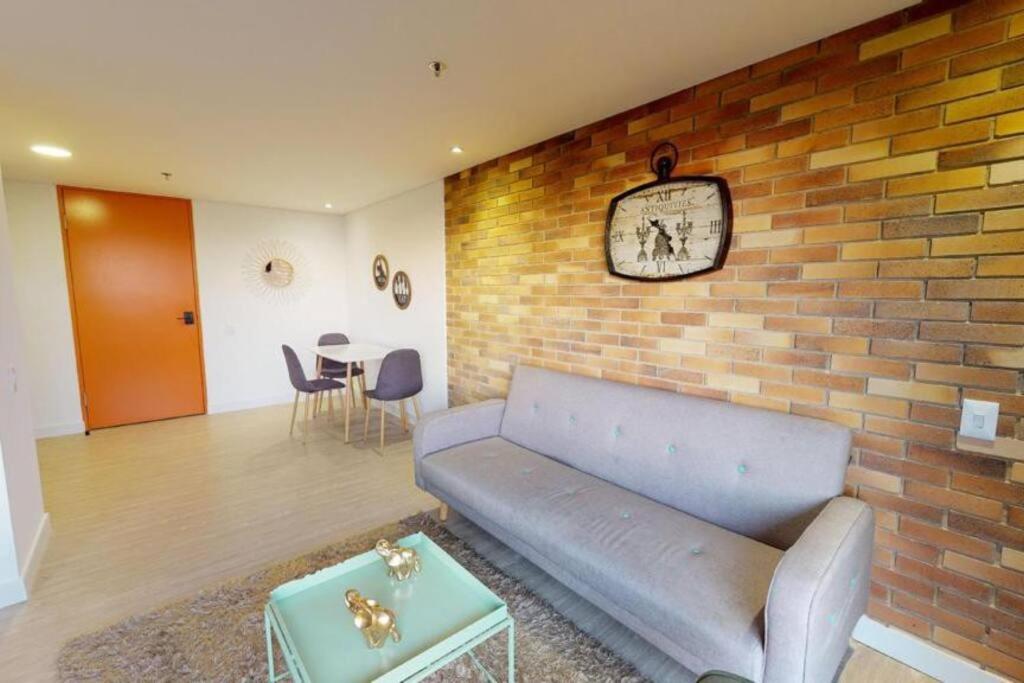Cozy Brand New Apartment With Wonderful View - Bogota
