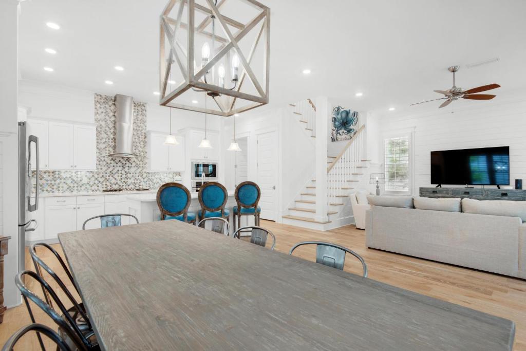 Town of Prominence- Jetty's Hidden Jem, Inlet Beach – Updated 2022 Prices