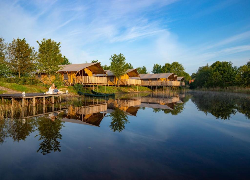 Luxe glamping tent, Bant (updated prices 2024)