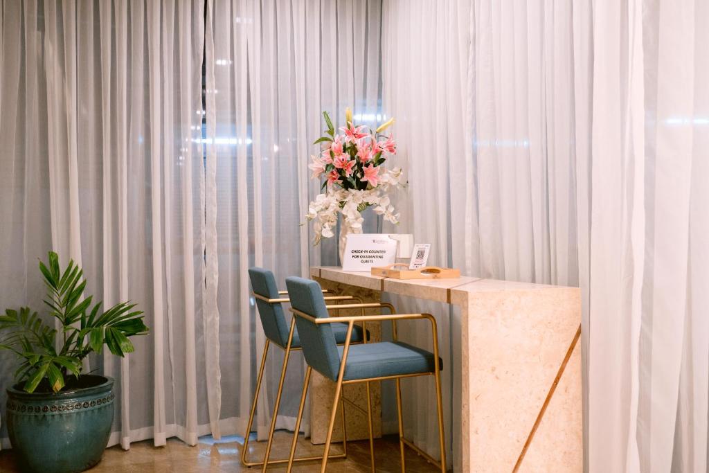 Goldberry Suites and Hotel Cebu, Cebu City (updated prices 2025)