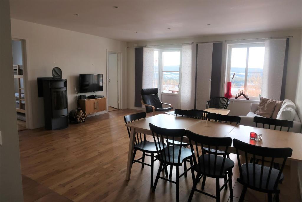 Funäsdalsporten Röda Husen Funäsdalen, Funäsdalen (updated prices 2025)