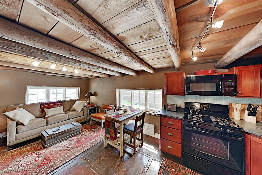 Valerio Charms Unit 3, Ranchos de Taos (updated prices 2025)