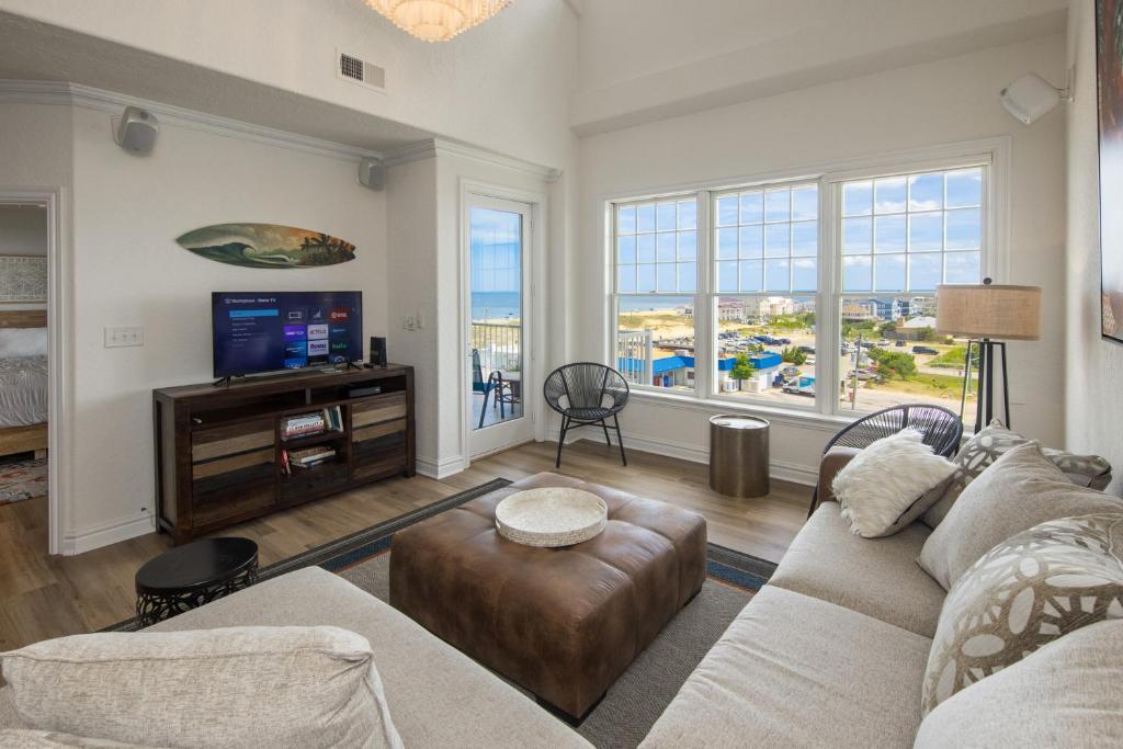 The Sandbridge Dunes - Lovely Day 404, Virginia Beach (updated prices 2025)