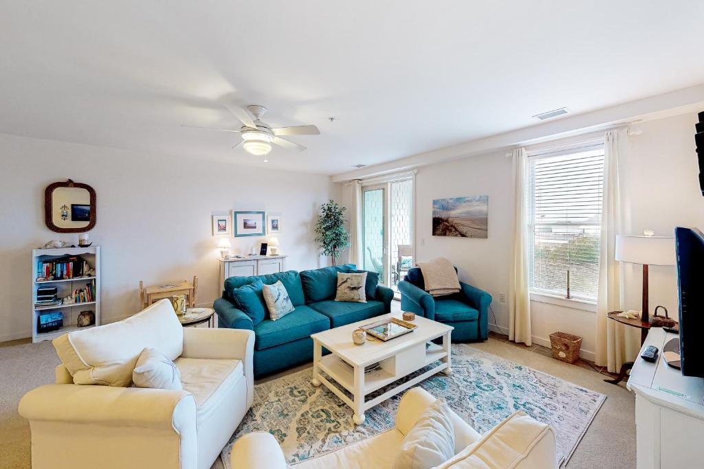 The Sanctuary - Osprey Point B125, Virginia Beach (updated prices 2025)