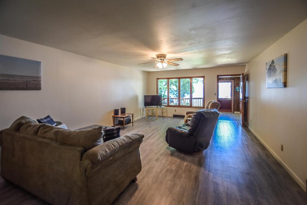 Happy Harbour, Onekama (updated prices 2024)