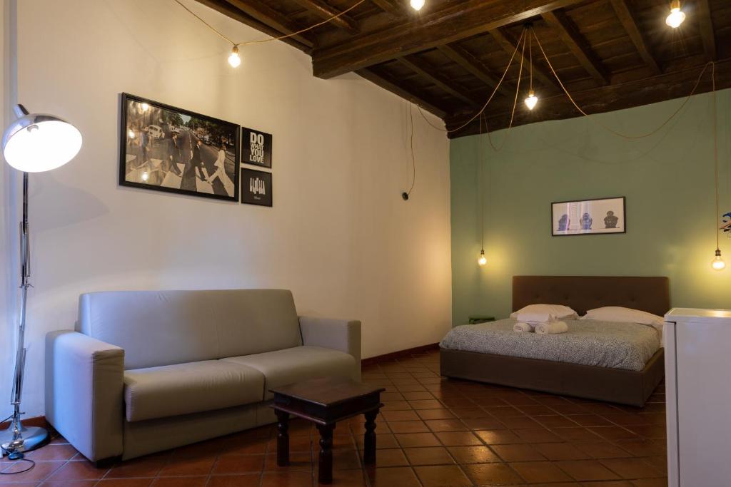 San Michele apartment, Rom